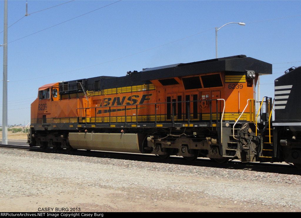 BNSF 6239